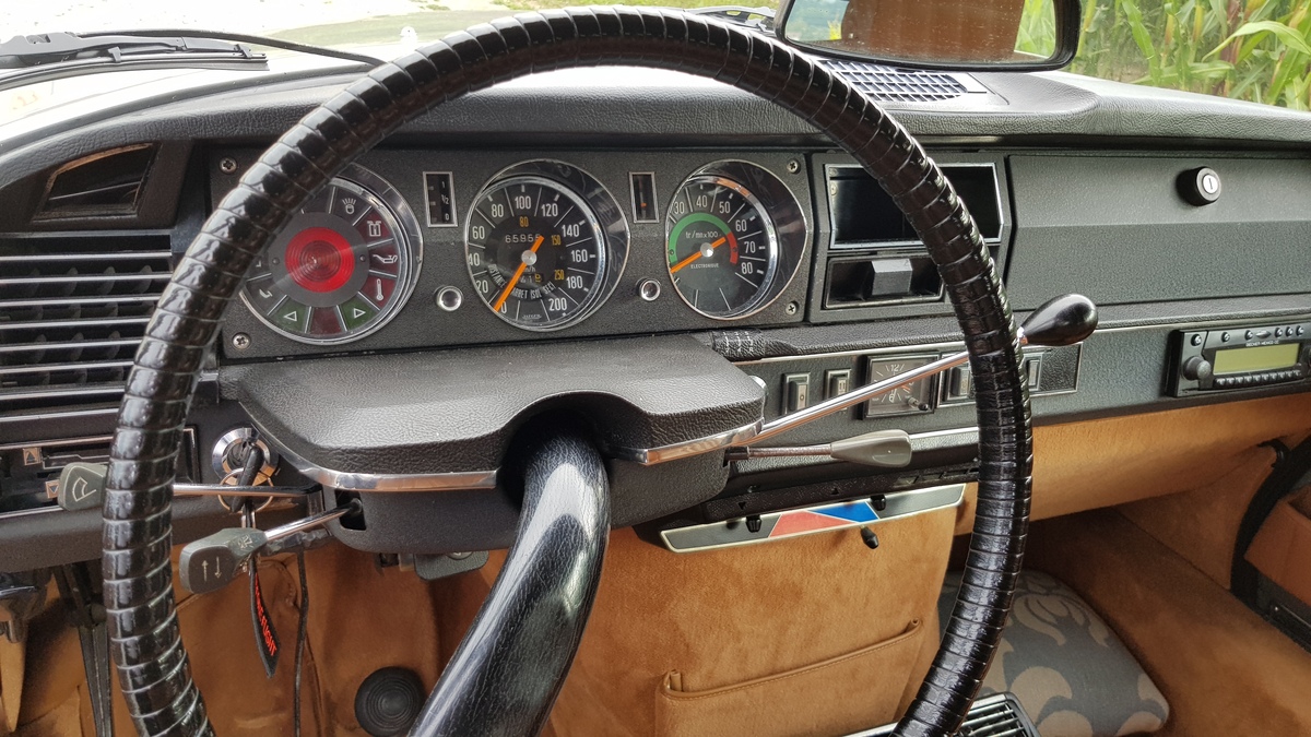 Citroen DS Pallas 23ie (1973) - Oldtimer kaufen | Zwischengas